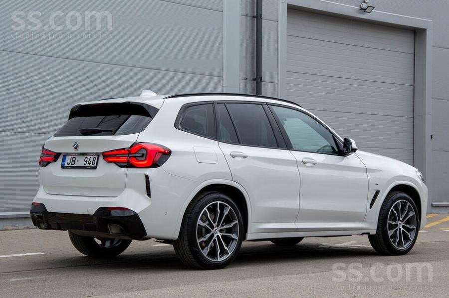 White BMW X3 2022 in Riga, with an engine capacity of 2.00 L and mileage of 43 thousand km for 42500 €, photo 13 on AUTOMOTO.COM.LV