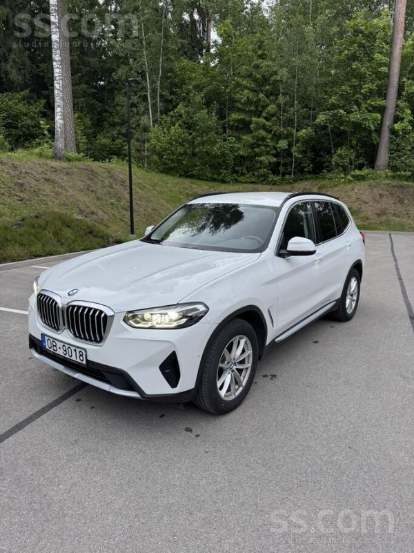 Balts BMW X3 2022 Rīga, ar dzinēja tilpumu 2.00 L un nobraukumu 56 tūkst. km par 32000 €, foto 1 vietnē AUTOMOTO.COM.LV