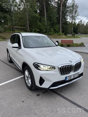 White BMW X3 2022 in Riga, with an engine capacity of 2.00 L and mileage of 56 thousand km for 32000 €, photo 4 on AUTOMOTO.COM.LV