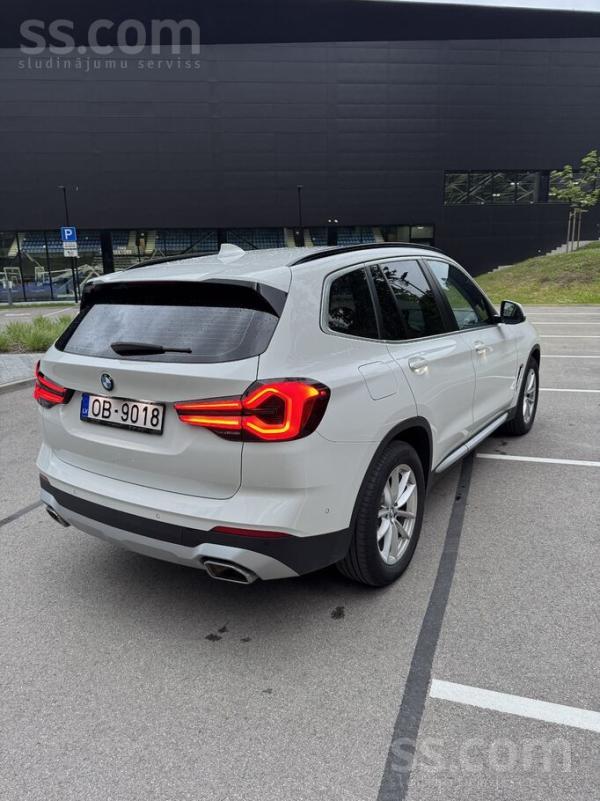 Balts BMW X3 2022 Rīga, ar dzinēja tilpumu 2.00 L un nobraukumu 56 tūkst. km par 32000 €, foto 4 vietnē AUTOMOTO.COM.LV