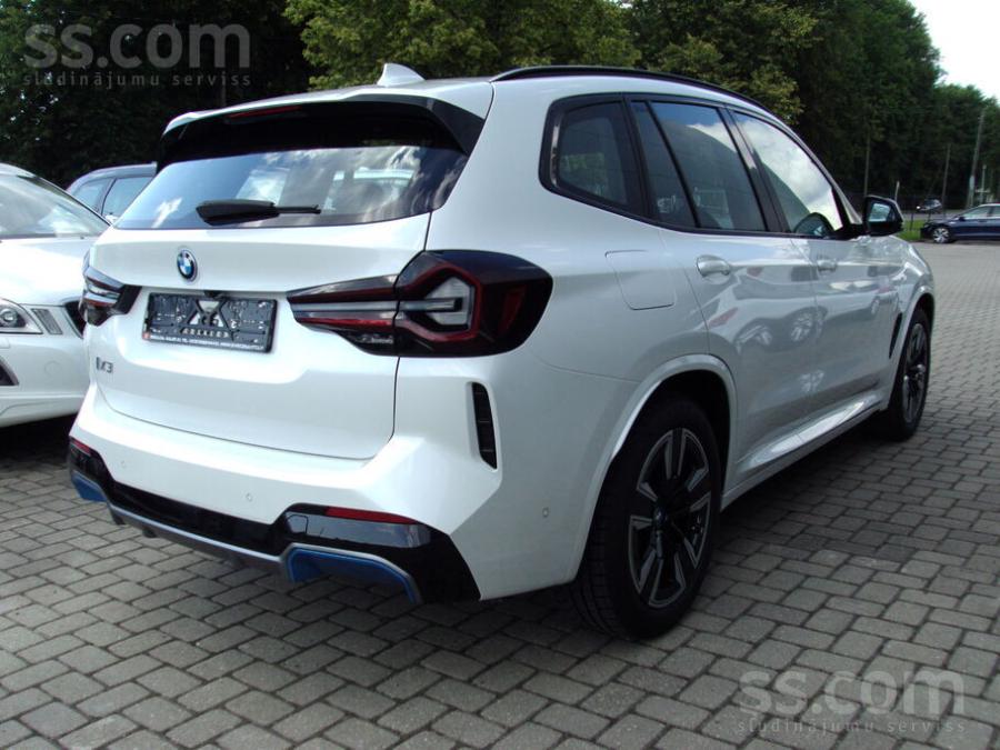 Balts BMW X3 2022 Rīga, ar dzinēja tilpumu 0.00 L un nobraukumu 136 tūkst. km par 34000 €, foto 4 vietnē AUTOMOTO.COM.LV
