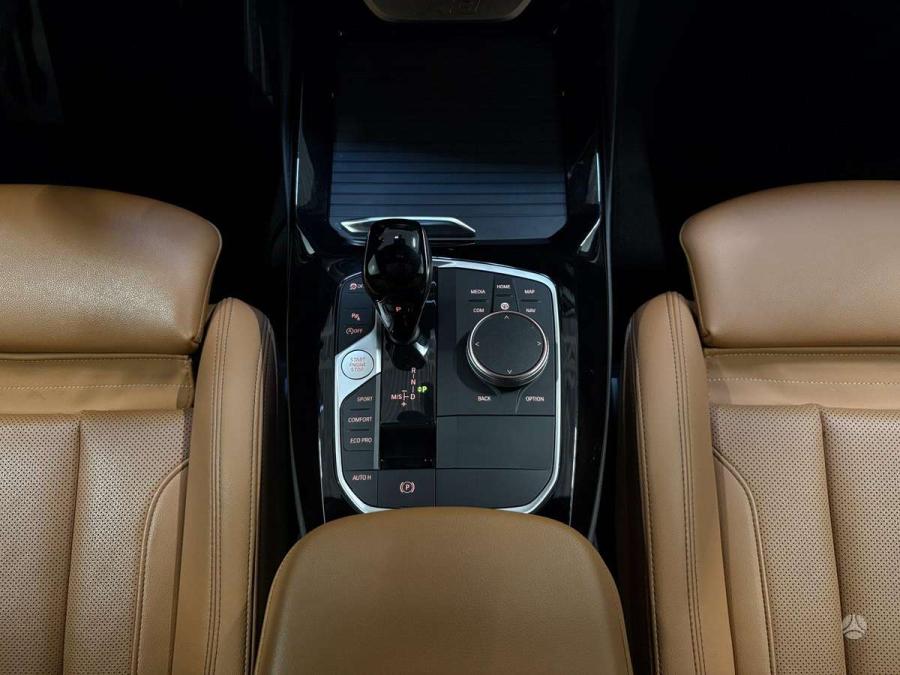 Balts BMW X3 2022 Viļņa, ar dzinēja tilpumu 2.00 L un nobraukumu 88 tūkst. km par 32400 €, foto 24 vietnē AUTOMOTO.COM.LV