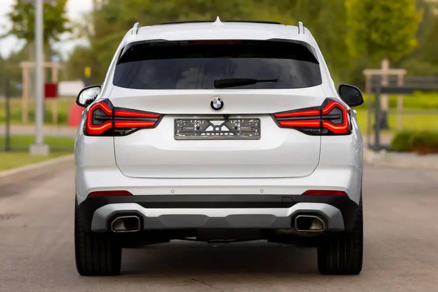 Balts BMW X3 2022 Jelgava, ar dzinēja tilpumu 2.00 L un nobraukumu 147 tūkst. km par 27500 €, foto 6 vietnē AUTOMOTO.COM.LV