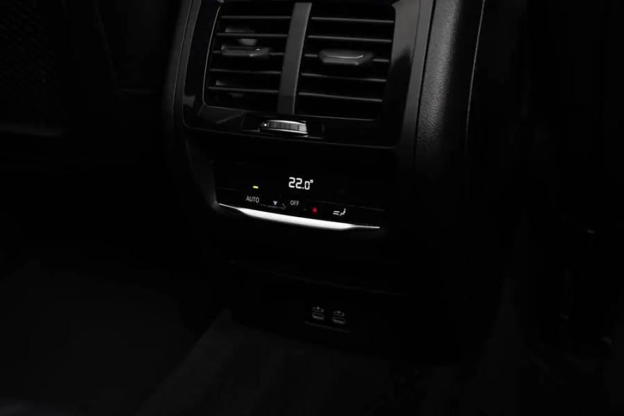 Balts BMW X3 2022 Jelgava, ar dzinēja tilpumu 2.00 L un nobraukumu 147 tūkst. km par 27500 €, foto 13 vietnē AUTOMOTO.COM.LV