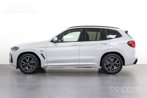 Balts BMW X3 2022 Rīga, ar dzinēja tilpumu 2.00 L un nobraukumu 61 tūkst. km par 44000 €, foto 11 vietnē AUTOMOTO.COM.LV