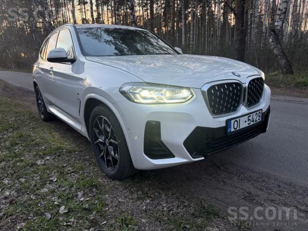 White BMW X3 2023 in Riga, with an engine capacity of 2.00 L and mileage of 137 thousand km for 38500 €, photo 3 on AUTOMOTO.COM.LV