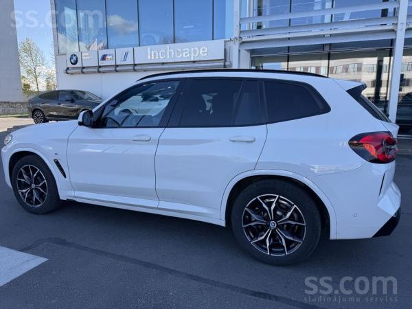 White BMW X3 2023 in Riga, with an engine capacity of 2.00 L and mileage of 137 thousand km for 38500 €, photo 4 on AUTOMOTO.COM.LV