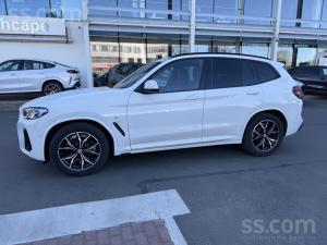 White BMW X3 2023 in Riga, with an engine capacity of 2.00 L and mileage of 137 thousand km for 38500 €, photo 7 on AUTOMOTO.COM.LV