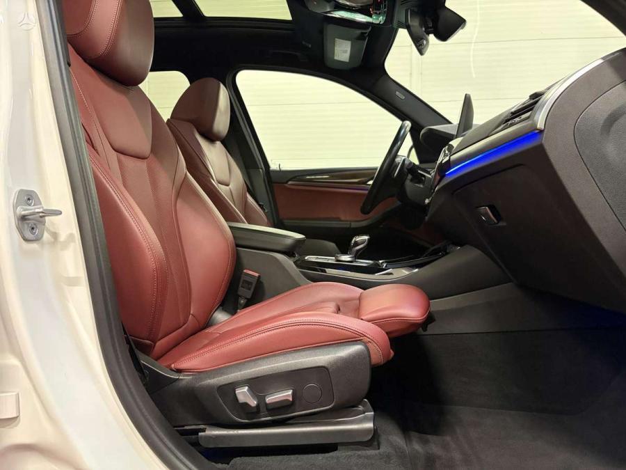 Balts BMW X3 2023 Viļņa, ar dzinēja tilpumu 2.00 L un nobraukumu 141 tūkst. km par 31990 €, foto 18 vietnē AUTOMOTO.COM.LV