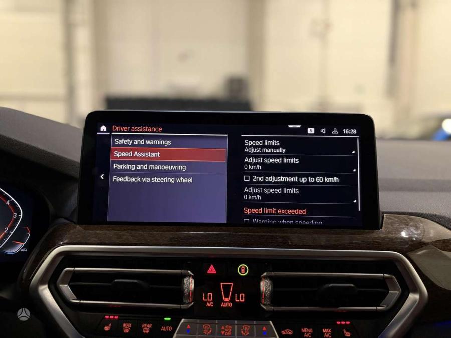 Balts BMW X3 2023 Viļņa, ar dzinēja tilpumu 2.00 L un nobraukumu 141 tūkst. km par 31990 €, foto 29 vietnē AUTOMOTO.COM.LV