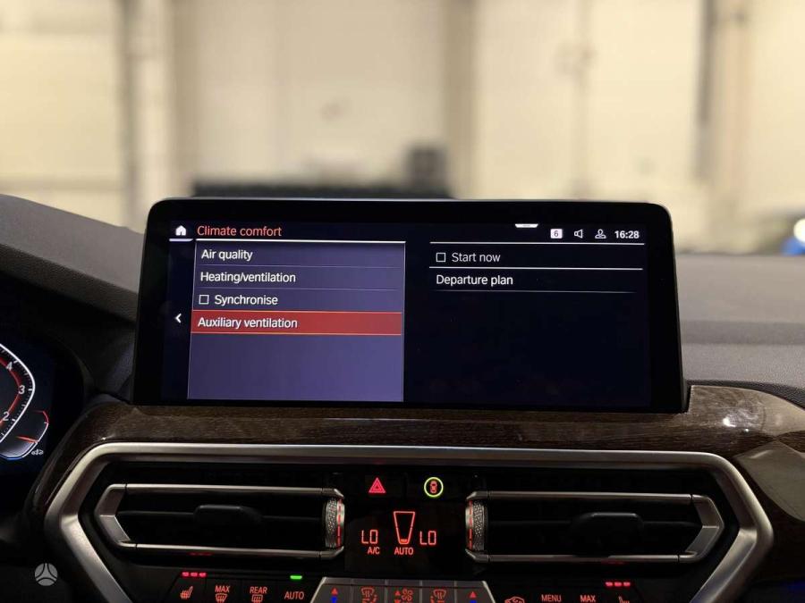 Balts BMW X3 2023 Viļņa, ar dzinēja tilpumu 2.00 L un nobraukumu 141 tūkst. km par 31990 €, foto 31 vietnē AUTOMOTO.COM.LV