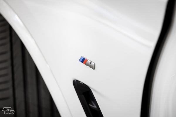 White BMW X3 2023 in Vilnius, with an engine capacity of 3.00 L and mileage of 44 thousand km for 45491 €, photo 6 on AUTOMOTO.COM.LV