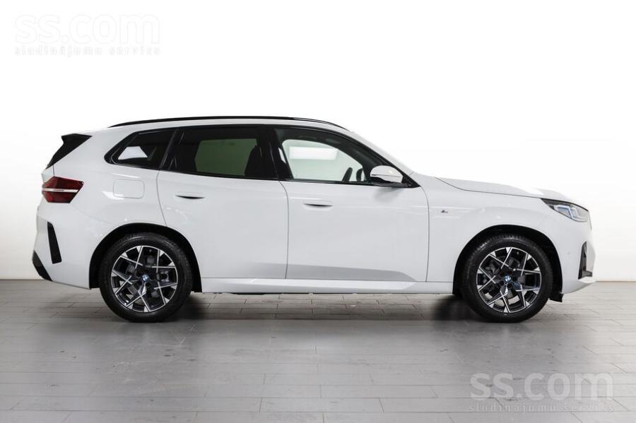 White BMW X3 2026 in Riga, with an engine capacity of 2.00 L and mileage of 1 thousand km for 58380 €, photo 6 on AUTOMOTO.COM.LV