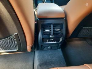 White BMW X3 2019 in Siauliai, with an engine capacity of 2.00 L and mileage of 163 thousand km for 23700 €, photo 22 on AUTOMOTO.COM.LV