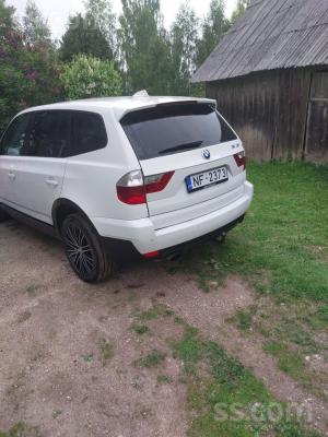 Белый БМВ Х3 2009 в Алуксне, объемом двигателя 2.00 л и пробегом 350 тыс. км за 5000 €, фото 3 на AUTOMOTO.COM.LV