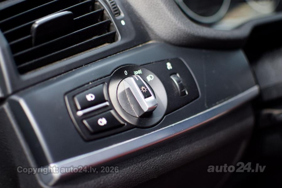 Balts BMW X3 2012 Tallina, ar dzinēja tilpumu 2.00 L un nobraukumu 360 tūkst. km par 10000 €, foto 13 vietnē AUTOMOTO.COM.LV