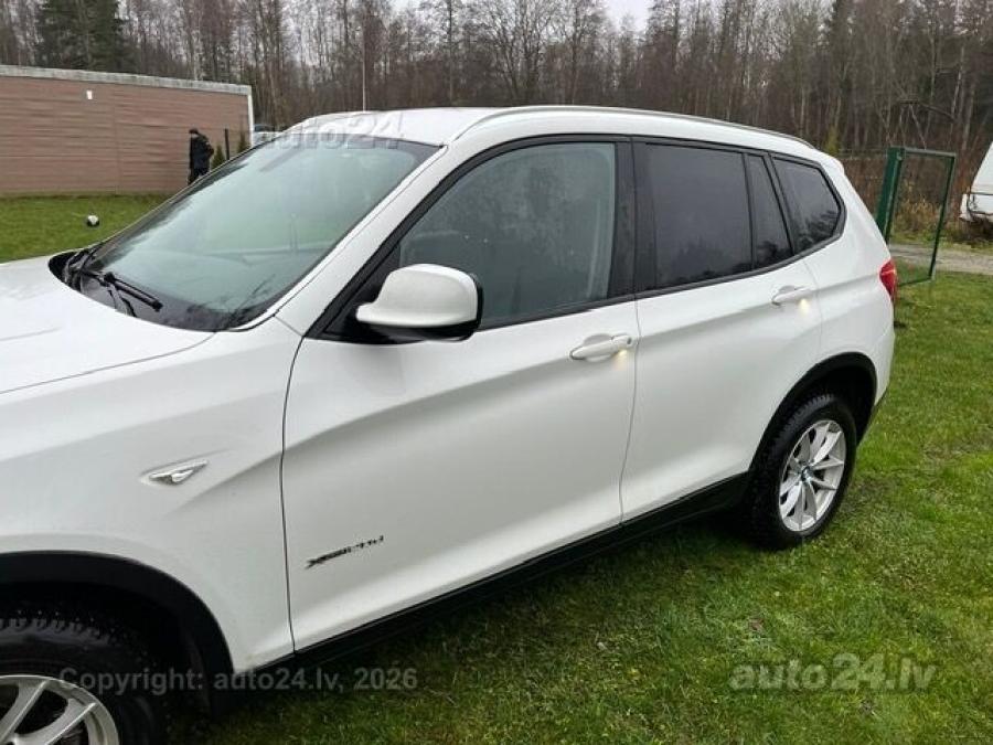 White BMW X3 2013 in Tallinn, with an engine capacity of 2.00 L and mileage of 281 thousand km for 12900 €, photo 5 on AUTOMOTO.COM.LV