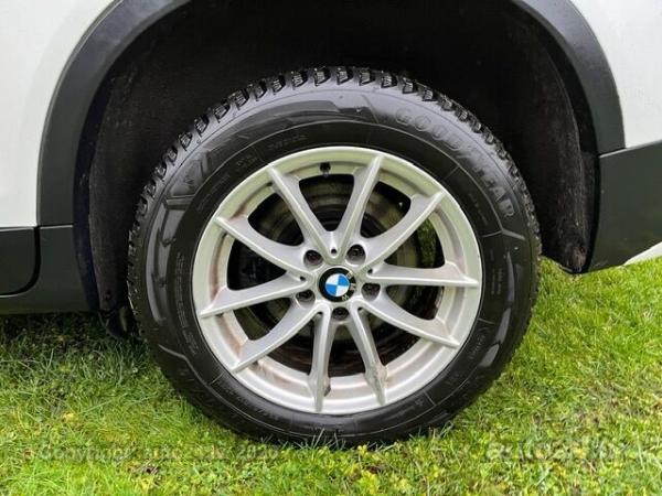 White BMW X3 2013 in Tallinn, with an engine capacity of 2.00 L and mileage of 281 thousand km for 12900 €, photo 5 on AUTOMOTO.COM.LV