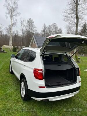 White BMW X3 2013 in Tallinn, with an engine capacity of 2.00 L and mileage of 281 thousand km for 12900 €, photo 11 on AUTOMOTO.COM.LV