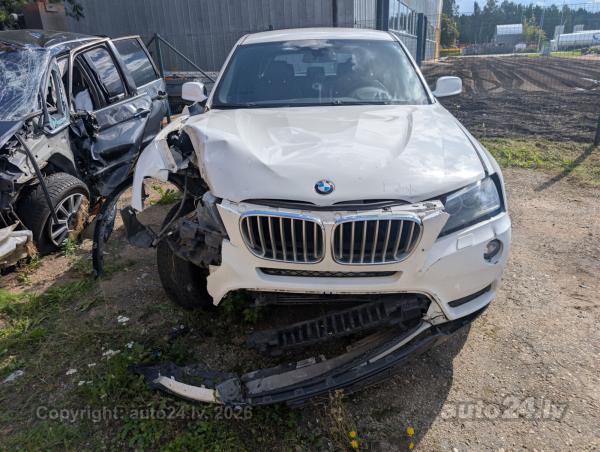Белый БМВ Х3 2013 в Таллин, объемом двигателя 3.00 л и пробегом 274 тыс. км за 5500 €, фото 3 на AUTOMOTO.COM.LV
