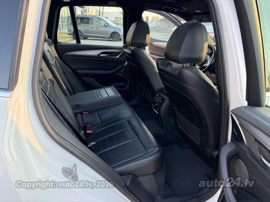 White BMW X3 2017 in Parnu, with an engine capacity of 2.00 L and mileage of 219 thousand km for 25900 €, photo 17 on AUTOMOTO.COM.LV