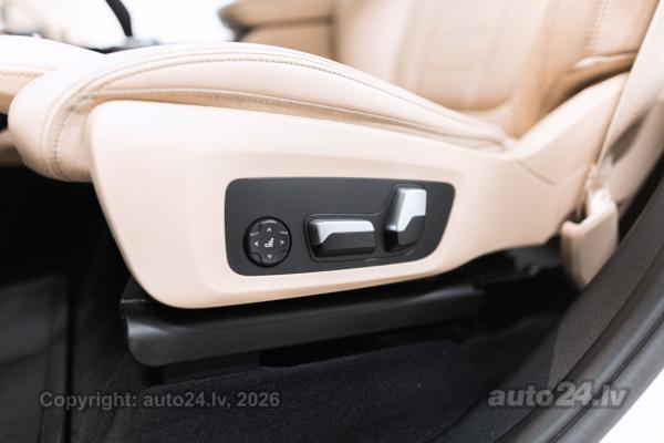 White BMW X3 2018 in Tallinn, with an engine capacity of 3.00 L and mileage of 174 thousand km for 31500 €, photo 10 on AUTOMOTO.COM.LV