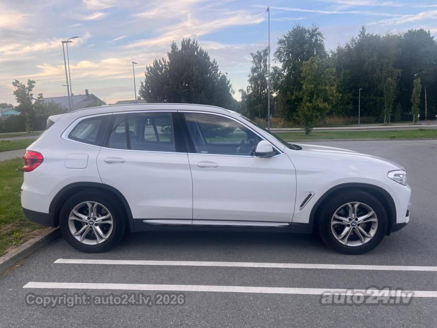 White BMW X3 2018 in Tallinn, with an engine capacity of 2.00 L and mileage of 175 thousand km for 22400 €, photo 7 on AUTOMOTO.COM.LV