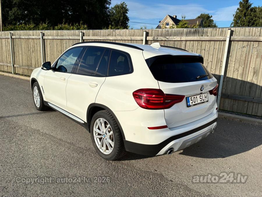 White BMW X3 2021 in Tartu, with an engine capacity of 2.00 L and mileage of 69 thousand km for 36500 €, photo 4 on AUTOMOTO.COM.LV