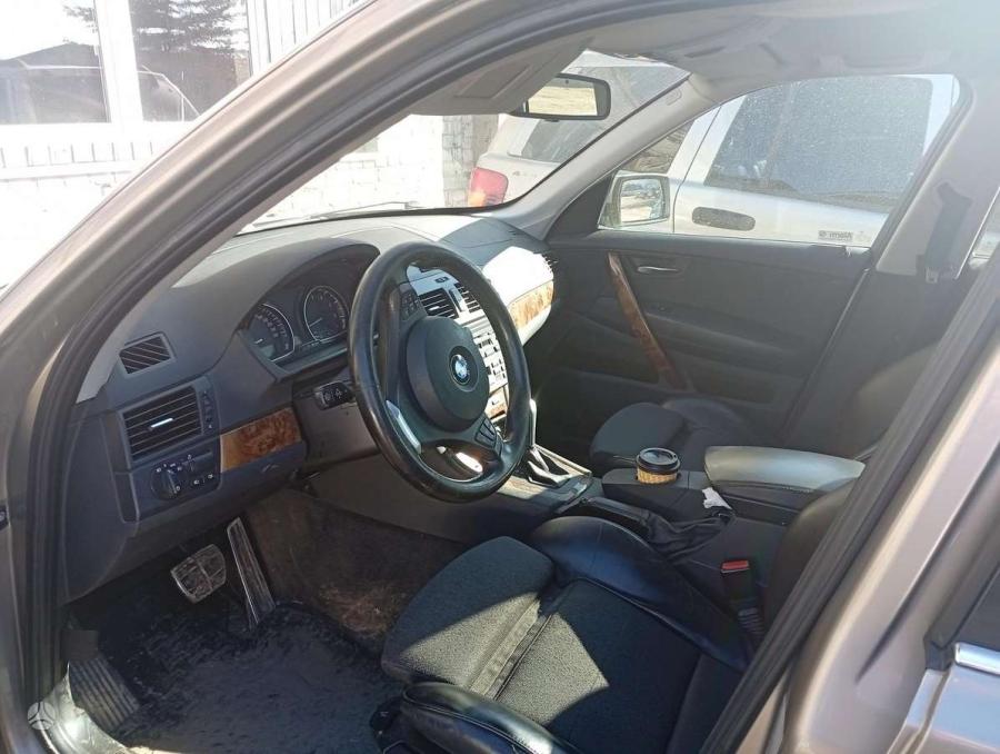 Желтый БМВ Х3 2007 в Расейняй, объемом двигателя 2.99 л и пробегом 280 тыс. км за 4200 €, фото 1 на AUTOMOTO.COM.LV