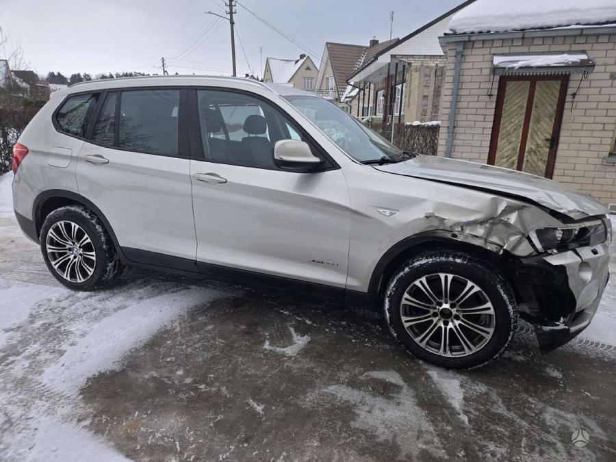 Dzeltens BMW X3 2011 Ukmergė, ar dzinēja tilpumu 2.00 L un nobraukumu 134 tūkst. km par 5499 €, foto 3 vietnē AUTOMOTO.COM.LV