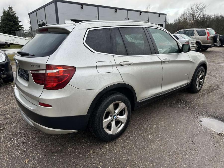 Yellow BMW X3 2012 in Utena, with an engine capacity of 2.00 L and mileage of 252 thousand km for 4700 €, photo 1 on AUTOMOTO.COM.LV