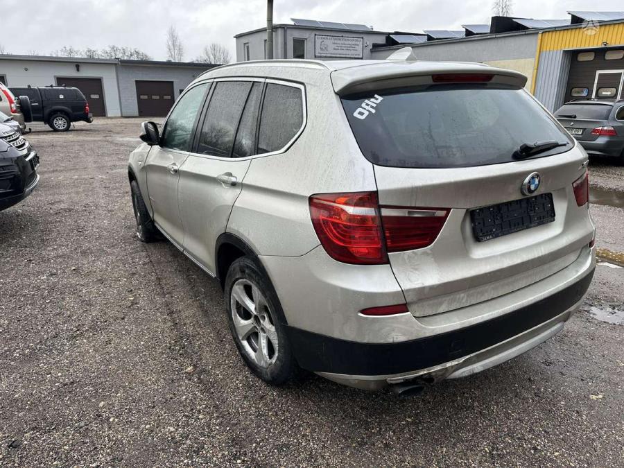 Yellow BMW X3 2012 in Utena, with an engine capacity of 2.00 L and mileage of 252 thousand km for 4700 €, photo 2 on AUTOMOTO.COM.LV