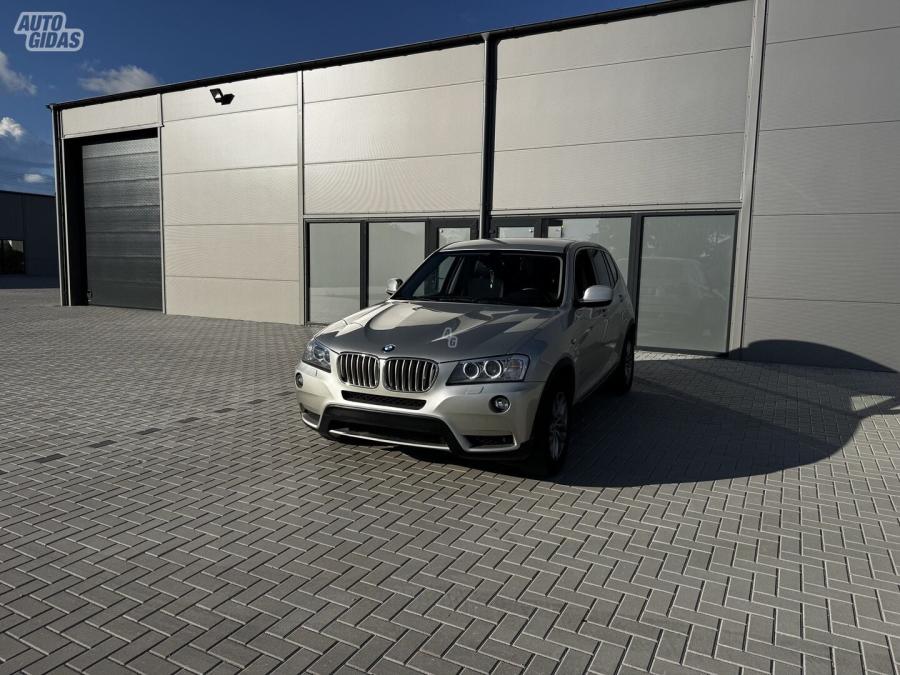 Yellow BMW X3 2012 in Kaunas, with an engine capacity of 2.00 L and mileage of 326 thousand km for 8050 €, photo 4 on AUTOMOTO.COM.LV