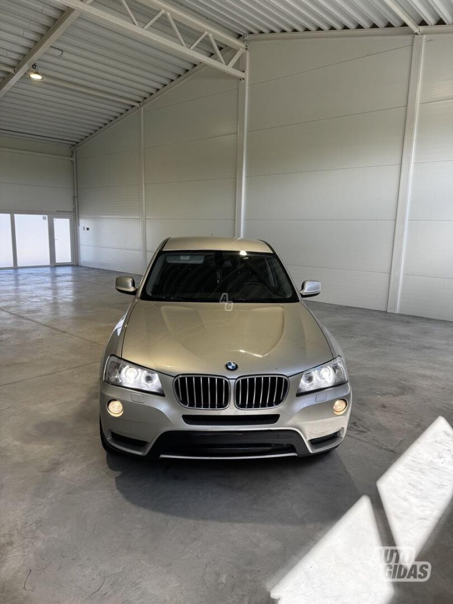 Yellow BMW X3 2012 in Kaunas, with an engine capacity of 2.00 L and mileage of 326 thousand km for 8050 €, photo 9 on AUTOMOTO.COM.LV