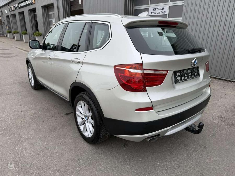 Yellow BMW X3 2012 in Joniskis, with an engine capacity of 2.00 L and mileage of 238 thousand km for 10250 €, photo 4 on AUTOMOTO.COM.LV