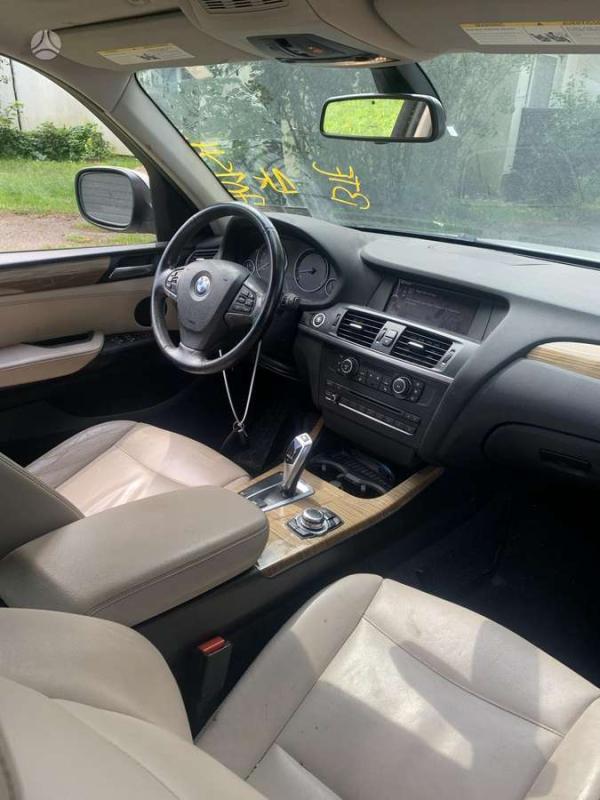 Dzeltens BMW X3 2012 Kaišiadorys, ar dzinēja tilpumu 2.98 L un nobraukumu 278 tūkst. km par 3750 €, foto 8 vietnē AUTOMOTO.COM.LV