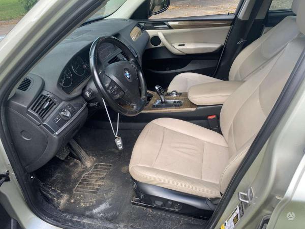 Dzeltens BMW X3 2012 Kaišiadorys, ar dzinēja tilpumu 2.98 L un nobraukumu 278 tūkst. km par 3750 €, foto 9 vietnē AUTOMOTO.COM.LV