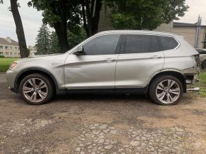 Yellow BMW X3 2012 in Kaunas, with an engine capacity of 2.98 L and mileage of 261 thousand km for 4500 €, photo 3 on AUTOMOTO.COM.LV