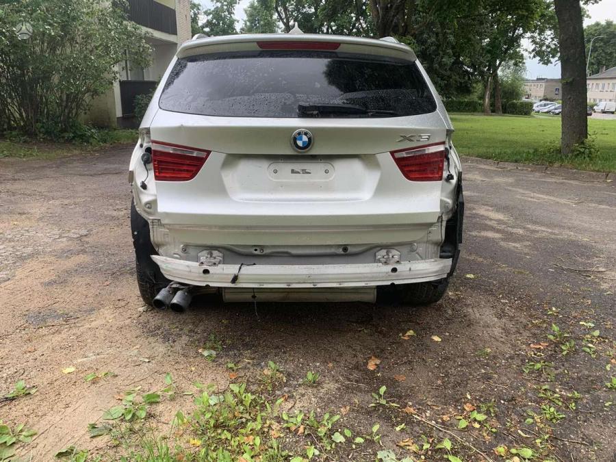 Yellow BMW X3 2012 in Kaunas, with an engine capacity of 2.98 L and mileage of 261 thousand km for 4500 €, photo 5 on AUTOMOTO.COM.LV