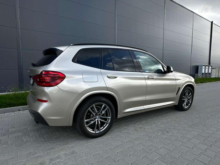 Yellow BMW X3 2019 in Klaipeda, with an engine capacity of 2.00 L and mileage of 133 thousand km for 26300 €, photo 6 on AUTOMOTO.COM.LV