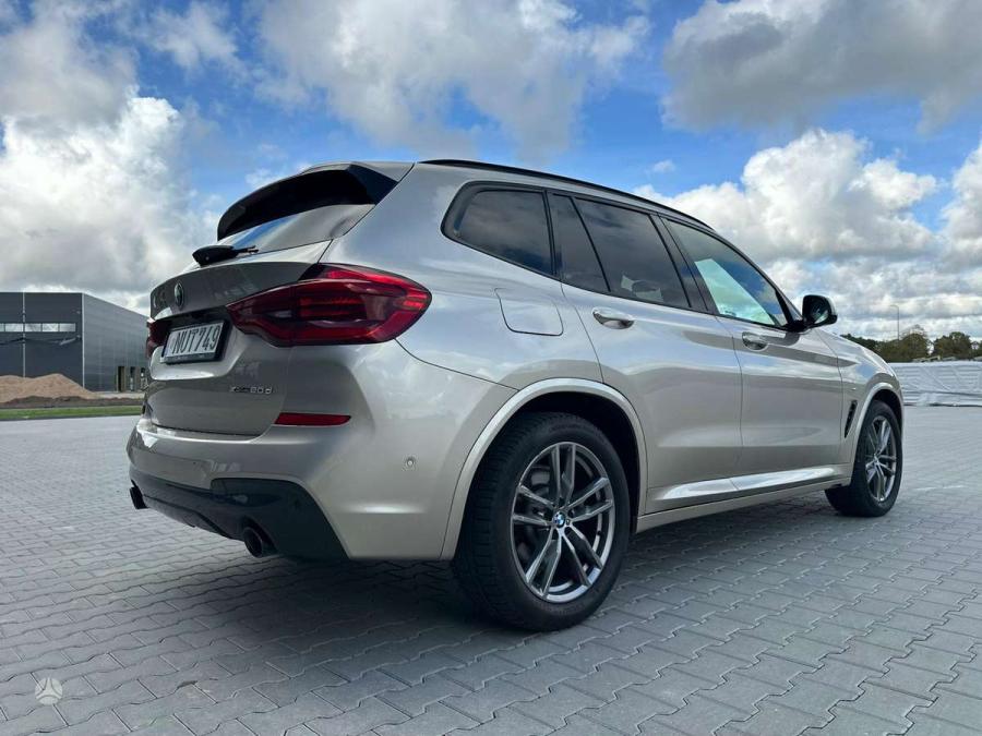 Yellow BMW X3 2019 in Klaipeda, with an engine capacity of 2.00 L and mileage of 133 thousand km for 26300 €, photo 17 on AUTOMOTO.COM.LV