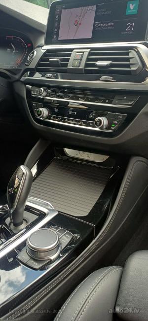 Smilšu krāsa BMW X4 2020 Paide, ar dzinēja tilpumu 2.00 L un nobraukumu 131 tūkst. km par 32800 €, foto 6 vietnē AUTOMOTO.COM.LV