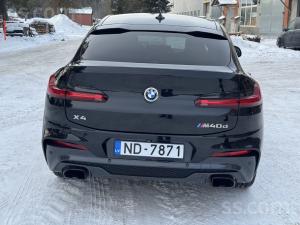 Black BMW X4 2018 in Jekabpils, with an engine capacity of 3.00 L and mileage of 167 thousand km for 28850 €, photo 4 on AUTOMOTO.COM.LV