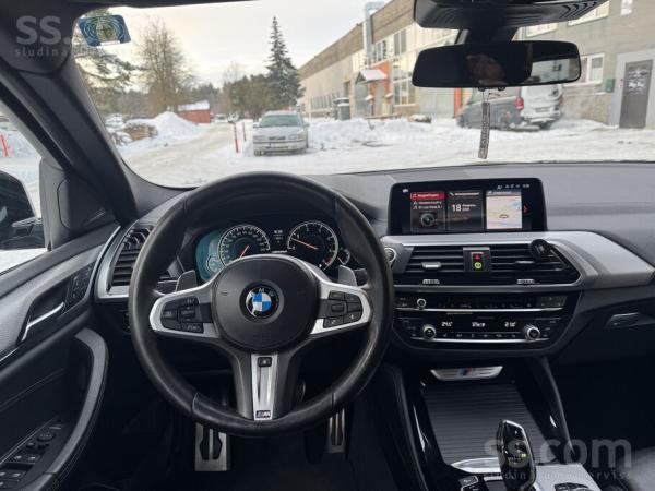 Black BMW X4 2018 in Jekabpils, with an engine capacity of 3.00 L and mileage of 167 thousand km for 28850 €, photo 9 on AUTOMOTO.COM.LV