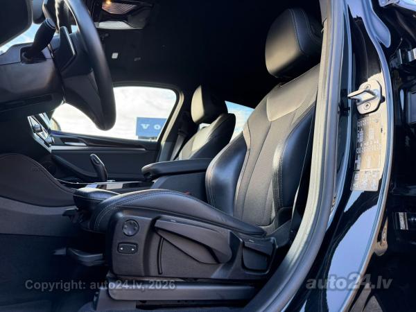 Black BMW X4 2018 in Parnu, with an engine capacity of 2.00 L and mileage of 194 thousand km for 22900 €, photo 7 on AUTOMOTO.COM.LV