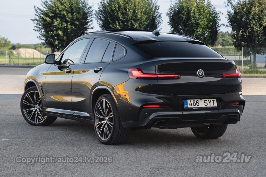 Black BMW X4 2019 in Tallinn, with an engine capacity of 3.00 L and mileage of 167 thousand km for 32990 €, photo 10 on AUTOMOTO.COM.LV