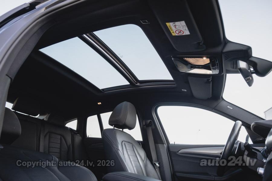 Black BMW X4 2019 in Tallinn, with an engine capacity of 3.00 L and mileage of 167 thousand km for 32990 €, photo 17 on AUTOMOTO.COM.LV