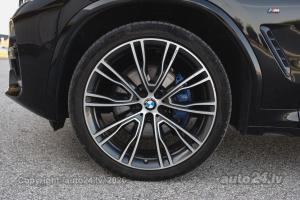 Black BMW X4 2019 in Tallinn, with an engine capacity of 3.00 L and mileage of 167 thousand km for 32990 €, photo 29 on AUTOMOTO.COM.LV