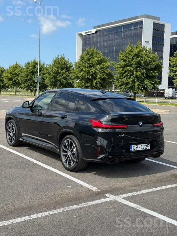 Melns BMW X4 2024 Rīga, ar dzinēja tilpumu 3.00 L un nobraukumu 72 tūkst. km par 49999 €, foto 2 vietnē AUTOMOTO.COM.LV