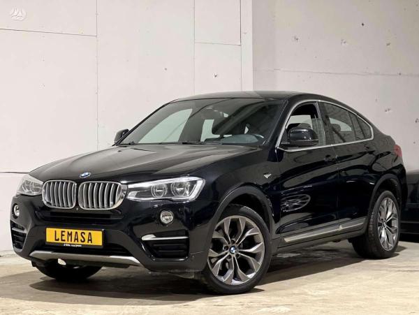 Black BMW X4 2014 in Klaipeda, with an engine capacity of 2.99 L and mileage of 228 thousand km for 17999 €, photo 9 on AUTOMOTO.COM.LV